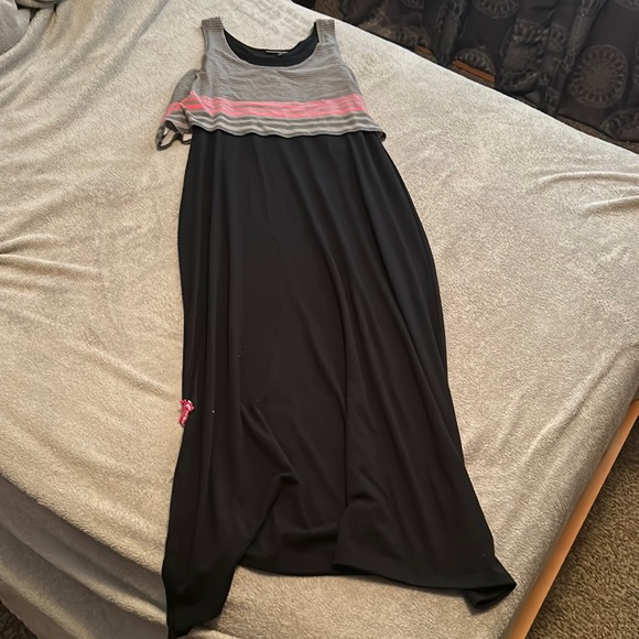Allison Brittney | Dresses | Hippie Vibe Allison Brittney Black Maxi ...